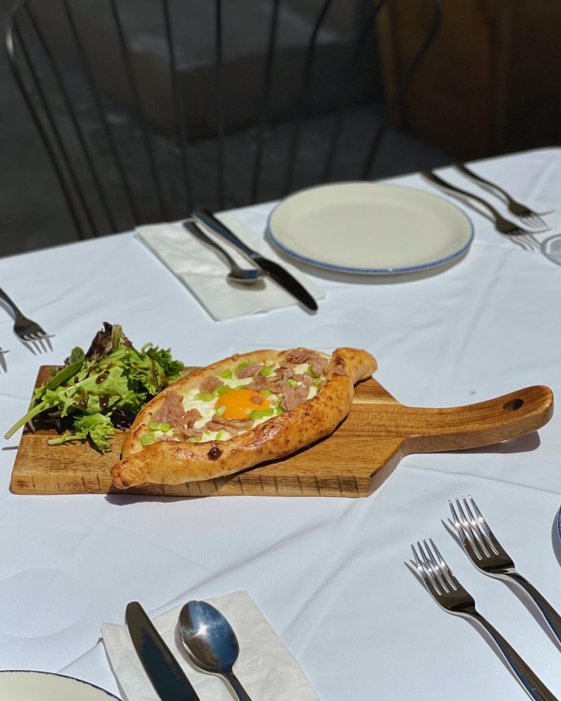 Explorando los Sabores del Nuevo Restaurante Avenida Roma: Un Viaje al ...